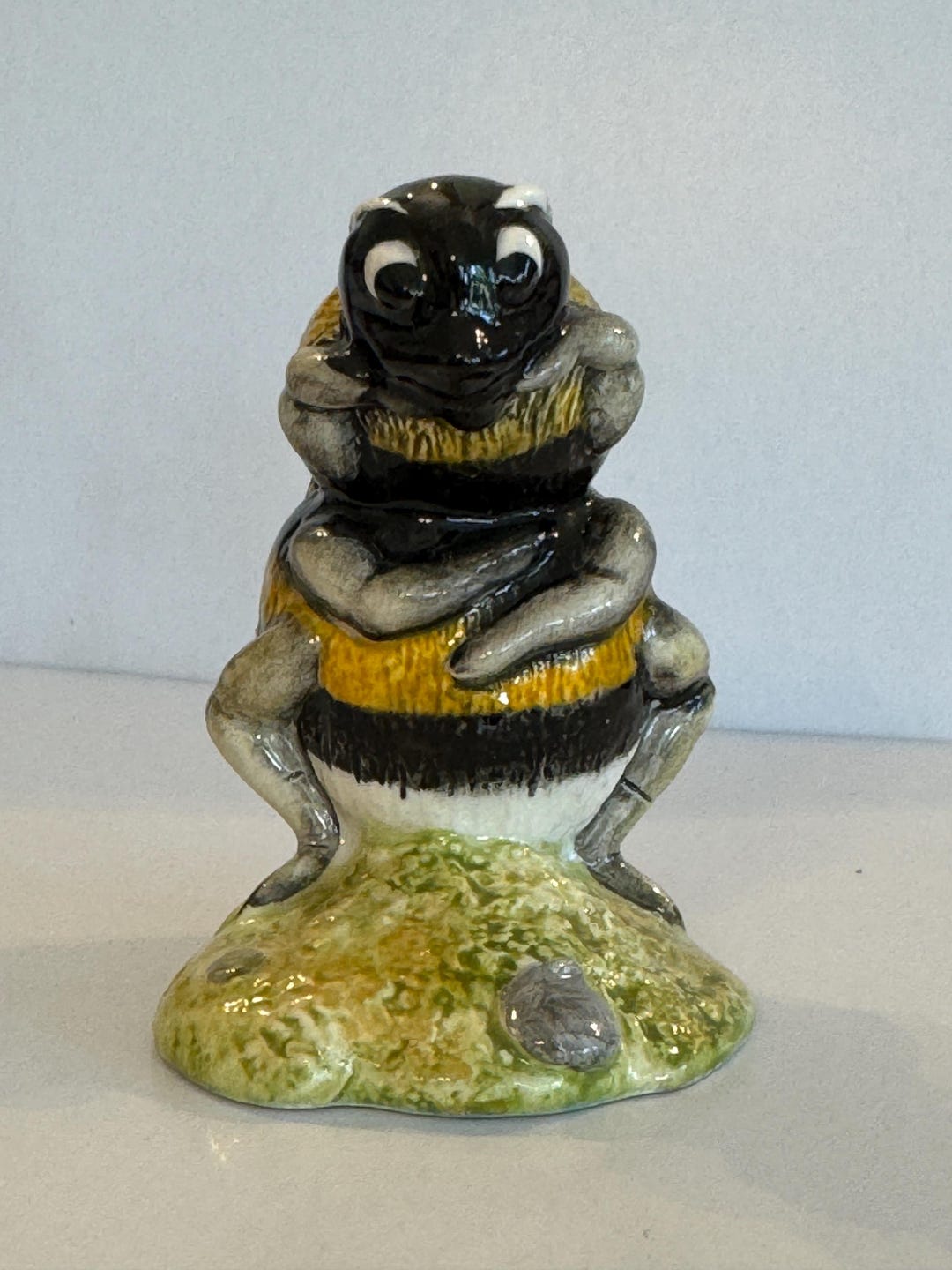 Vintage Royal Albert Babbitty Bumble Beatrix Potter Bumblebee Porcelain