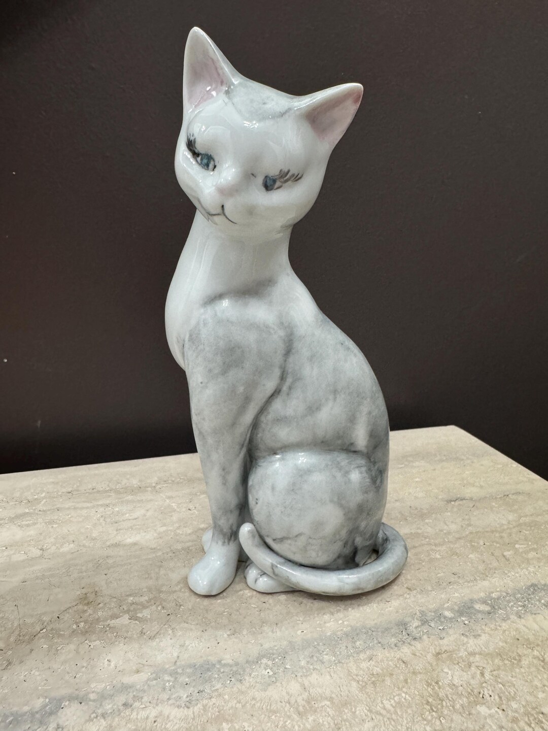 Elegant Handpainted Grey Cat Figurine - Adorable Porcelain Sculpture ...