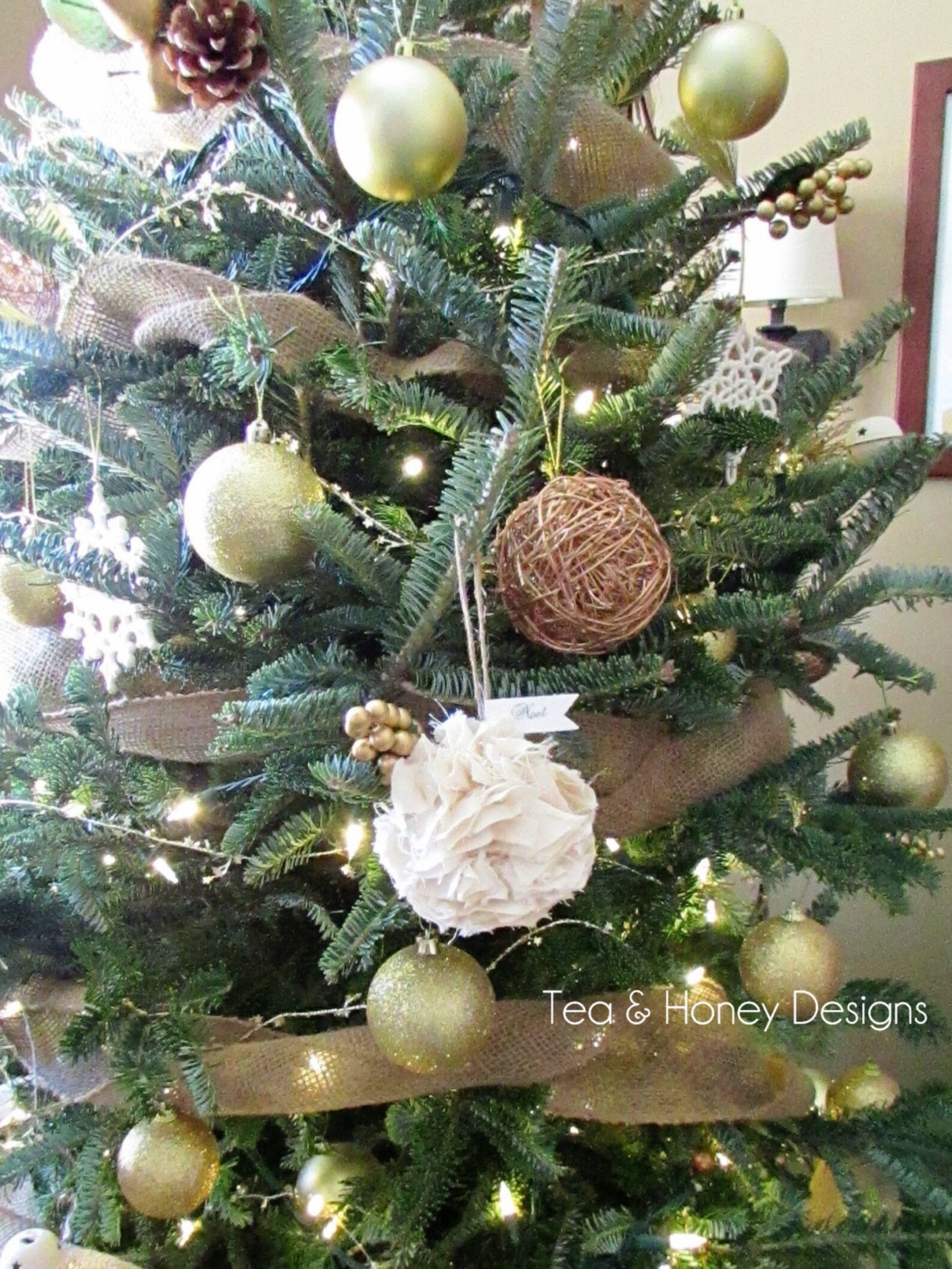Farmhouse Christmas Decor Ragball Shabby White Rag Ball - Etsy Canada