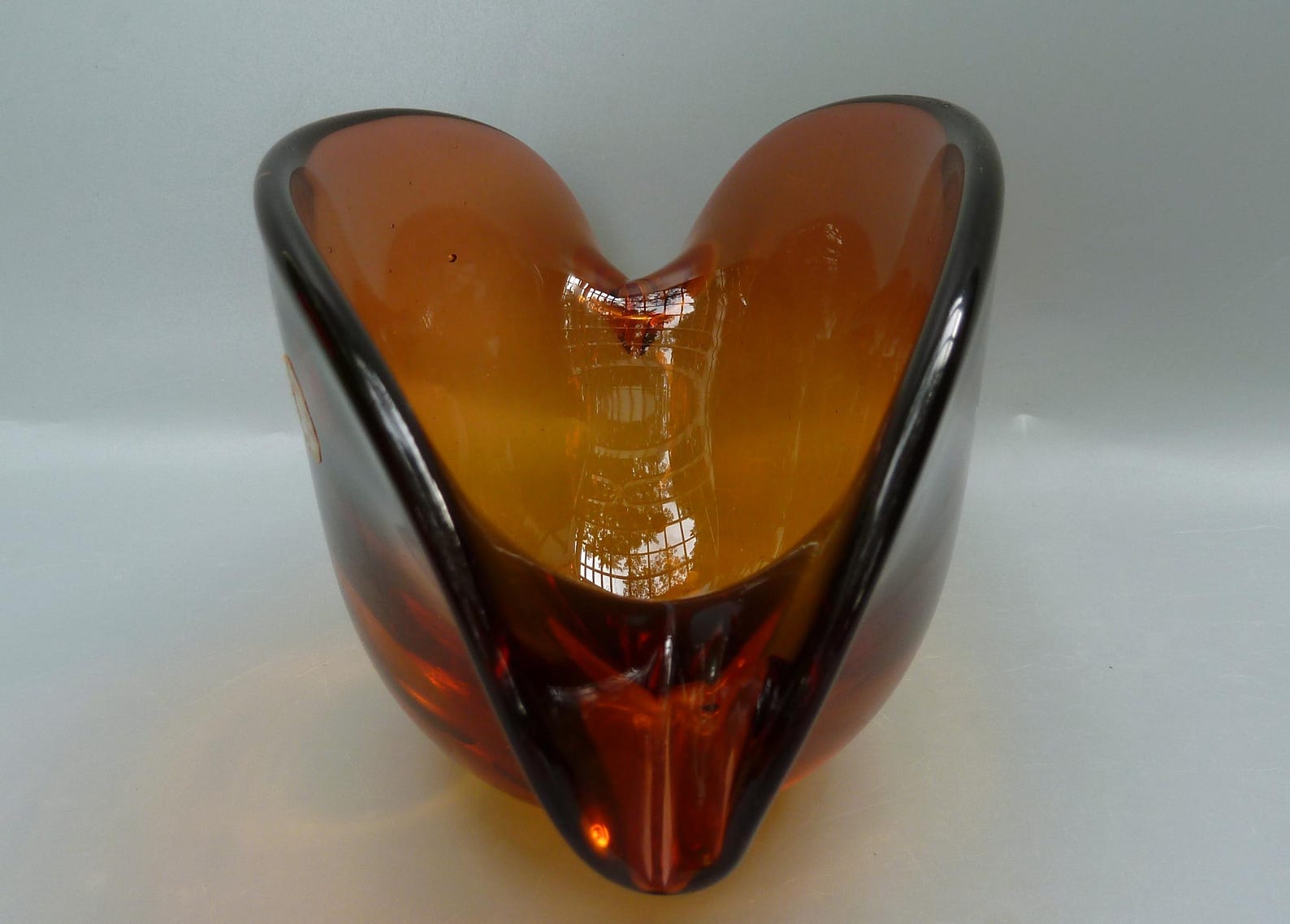 Vintage Seguso Dalla Venezia Amber Glass Clam Shaped Bowl, Midcentury ...