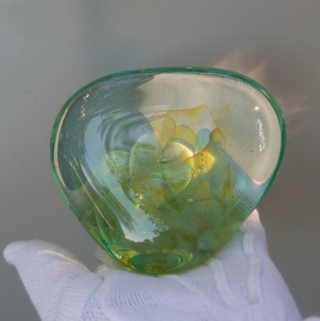 Gilbert C Johnson American Studio Glass Paperweight,iridescent Glass ...