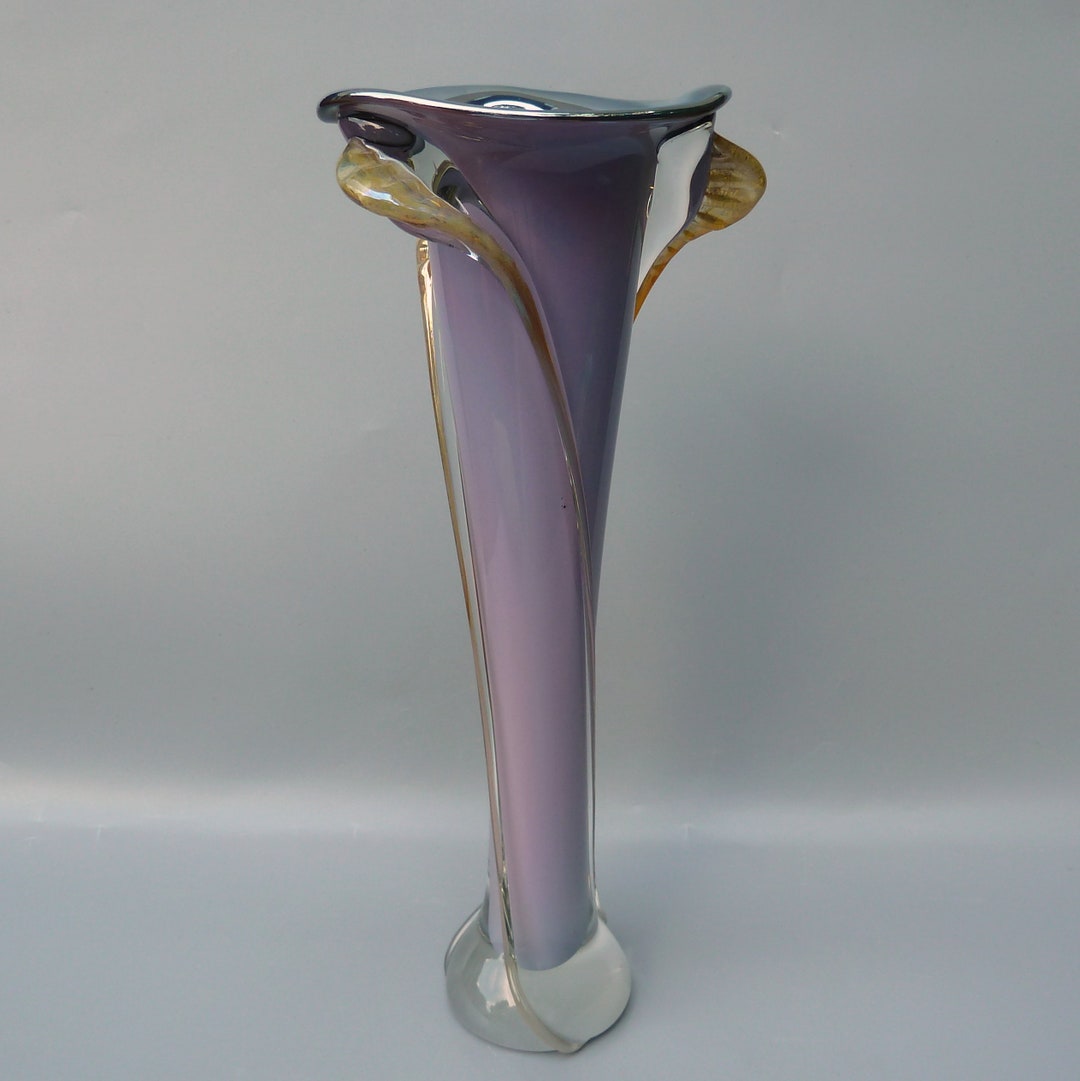 Raging Buffalo Art Glass Vase,american Studio Glass,iridescent Lavender ...