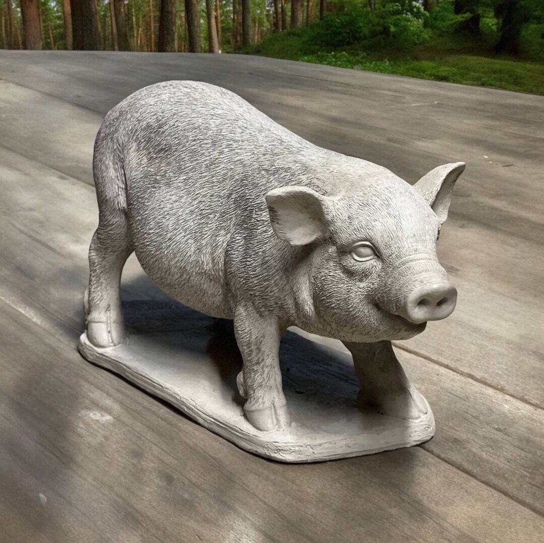 Massive Pig Outdoor Statue, Realistic Farm Pig Figurine, Garden or Yard ...