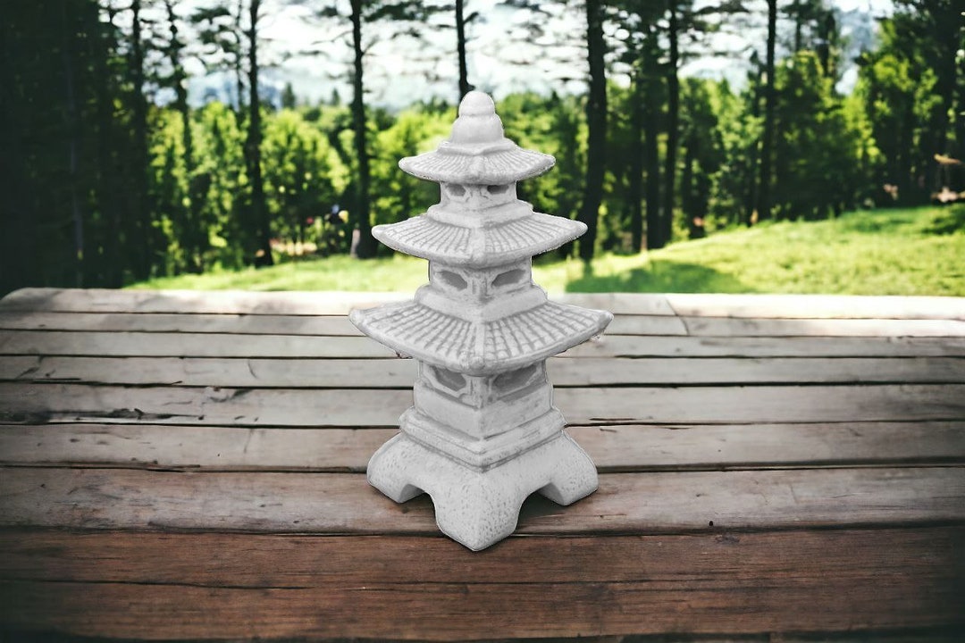 Massive Pagoda Sculpture, Lawn Oriental Figurine, Japanese Style Statue ...