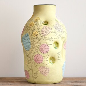 Statement Vase - Floral - Illustration - Botanical - Centerpiece - Etsy