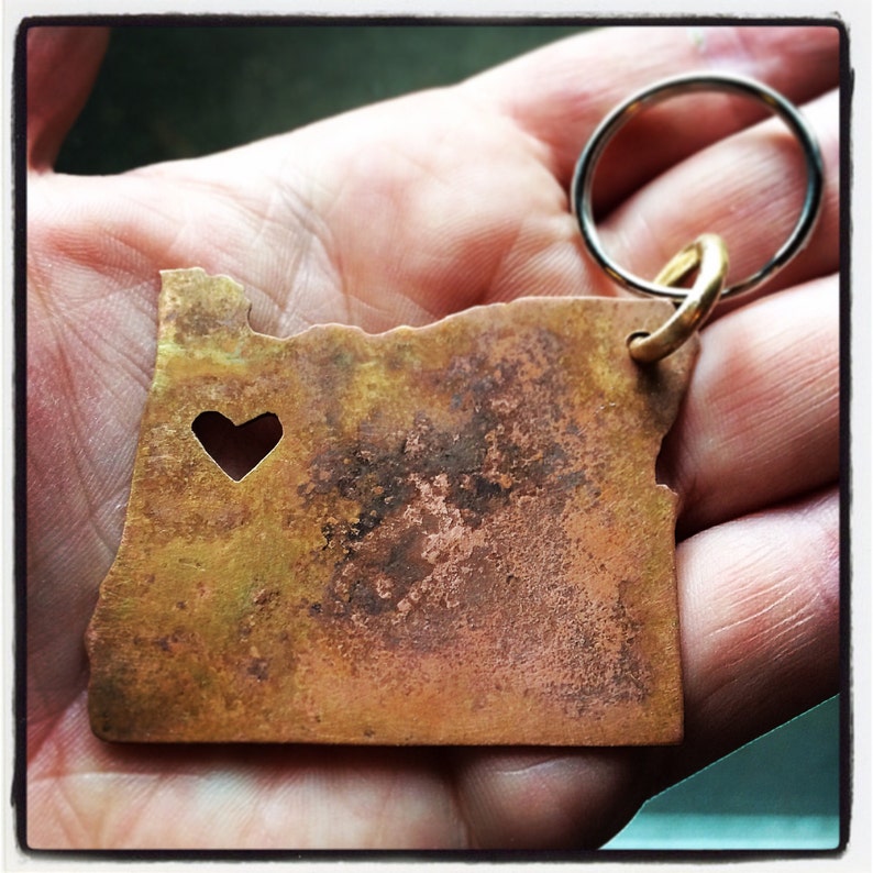Personalized Oregon Loves You Keychain - Etsy