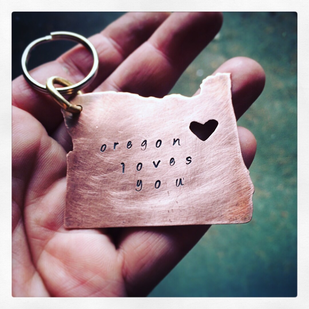 Personalized Oregon Loves You Keychain - Etsy