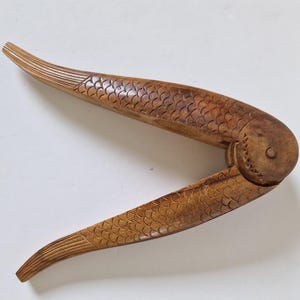Rustic Hand Carved Art Wooden Fish Nutcrackers Vintage Treen Novelty ...