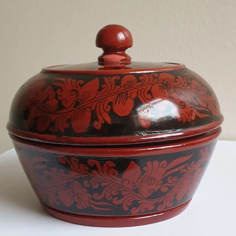 Lacquer Ware - Etsy