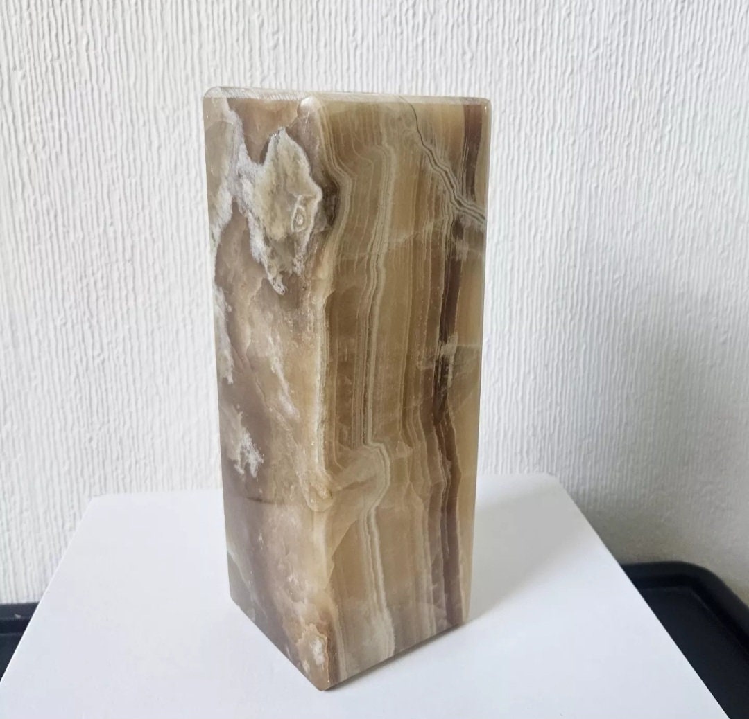 Vintage Mid-century Amber Beige Veined Marble Onyx Square Shaped Vase ...