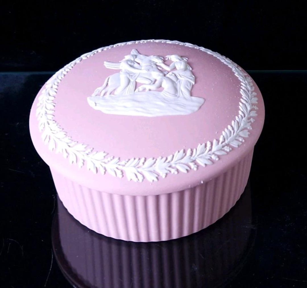 Vintage Pink Wedgwood Jasperware Peagus Round Lidded Trinket Box Made ...