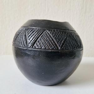 Antique Handmade Zulu South African Ukhamba Decorated Clay Beer Cup Pot ...