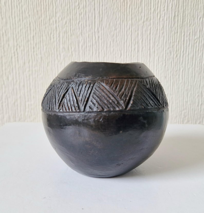 Antique Handmade Zulu South African Ukhamba Decorated Clay Beer Cup Pot ...