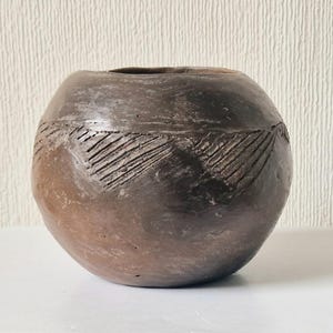 Antique Zulu Ukhamba Beer Pot: South African Geometric Clay Vessel - Etsy