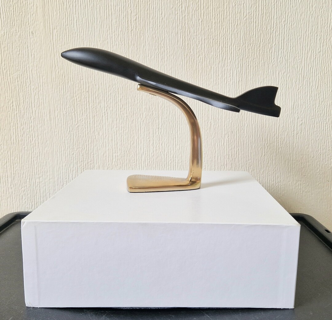 Retro Jet Age Metal Delta-wing Aircraft Futurist Desk Display Ornament ...