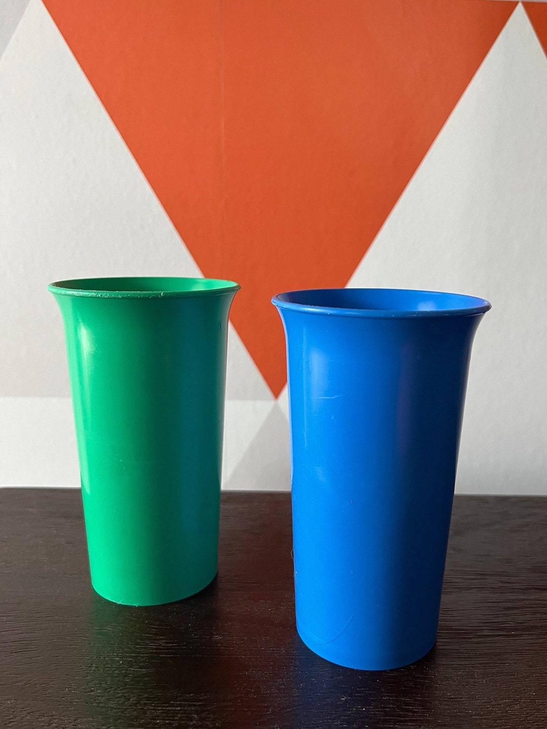 2-vintage Tupperware Bright Colored Tulip Tumblers- 2874A - Etsy