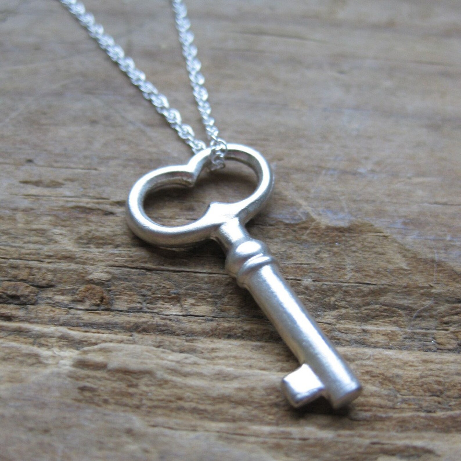 Tiny Skeleton Key Necklace Solid Sterling Silver Pendant - Etsy
