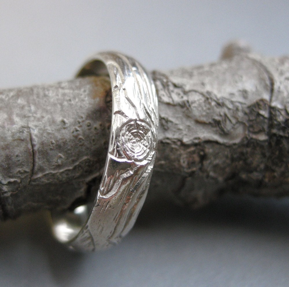 SET of 2 14kt white gold woodgrain rings 4mmTHIN PLYWOOD made | Etsy