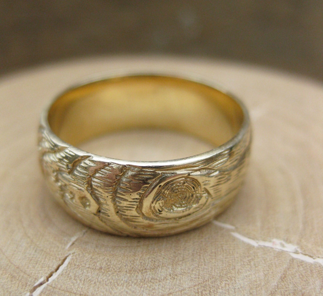 Mens Wedding Band GOLD Wood Grain Ring Plywood 18 Kt Yellow - Etsy