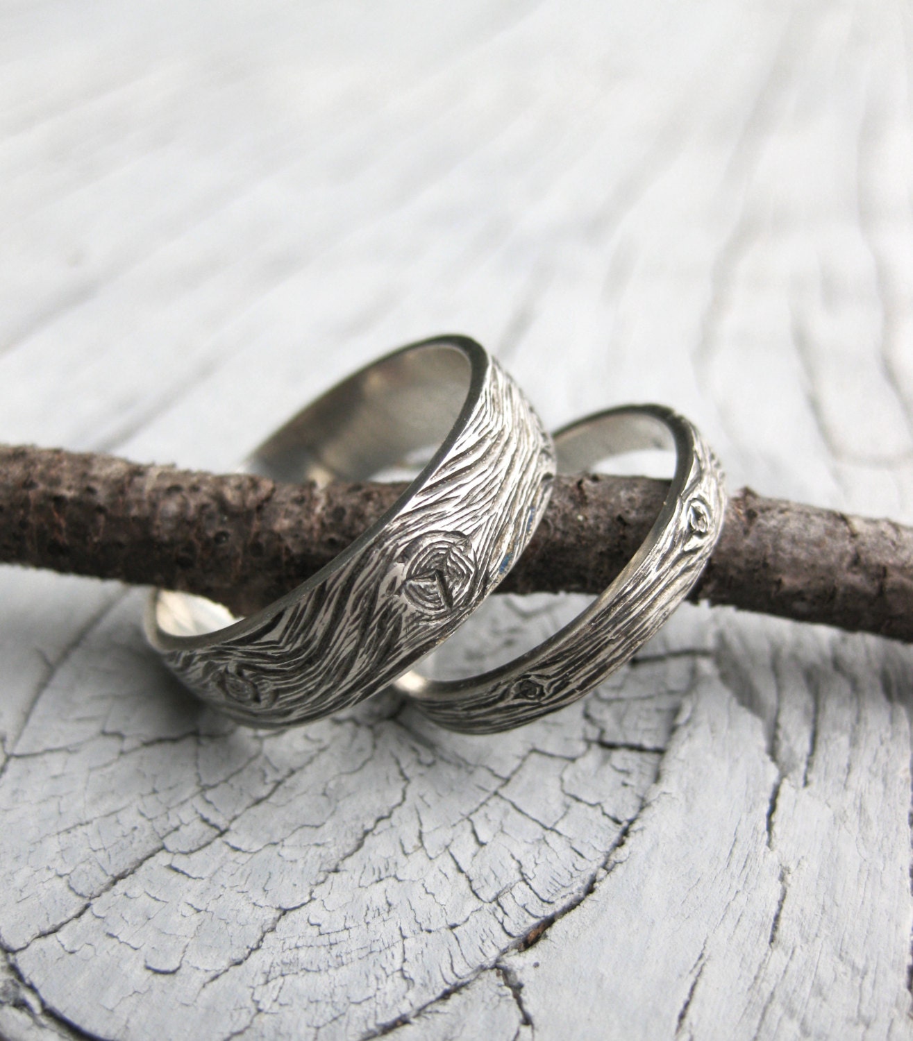 Woodgrain BARNWOOD Wedding Band SET Sterling Silver Cedar Wood | Etsy