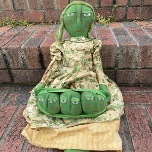 Primitive Doll, Pea Princess - Etsy