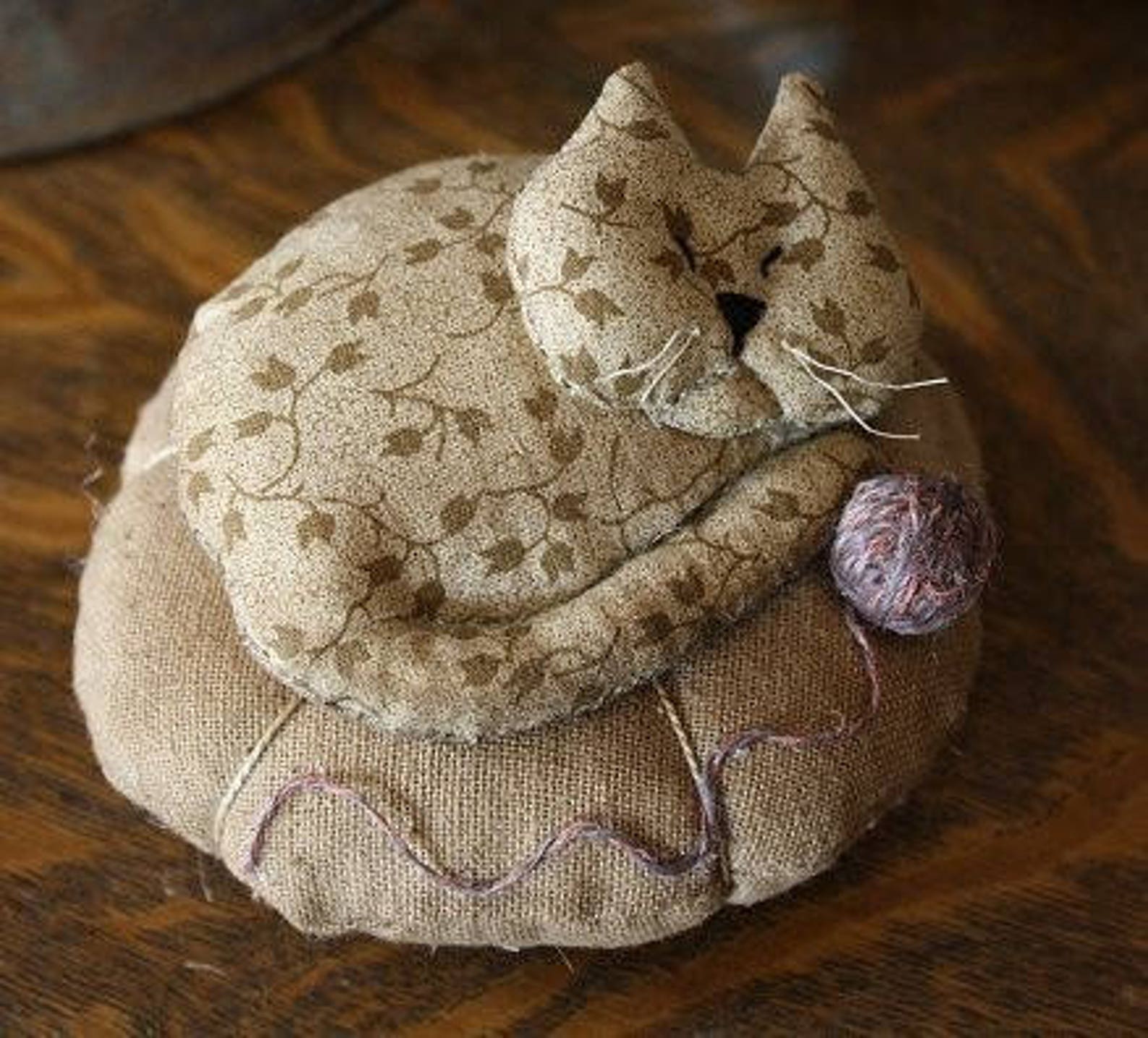 PATTERN Primitive Napping Kitty Pincushion Digital PDF Pattern - Etsy