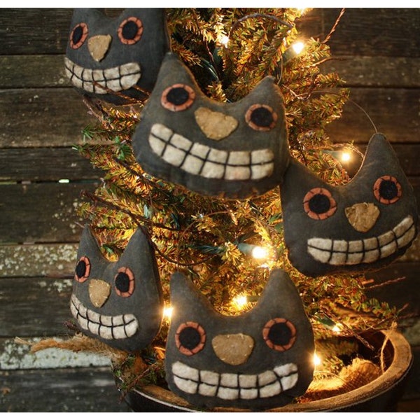 Folk Art Halloween - Etsy