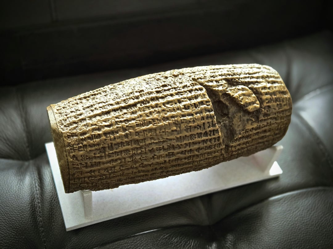 Cyrus Cylinder Mueseum Replica - Cyrus the Great - First Charter of ...