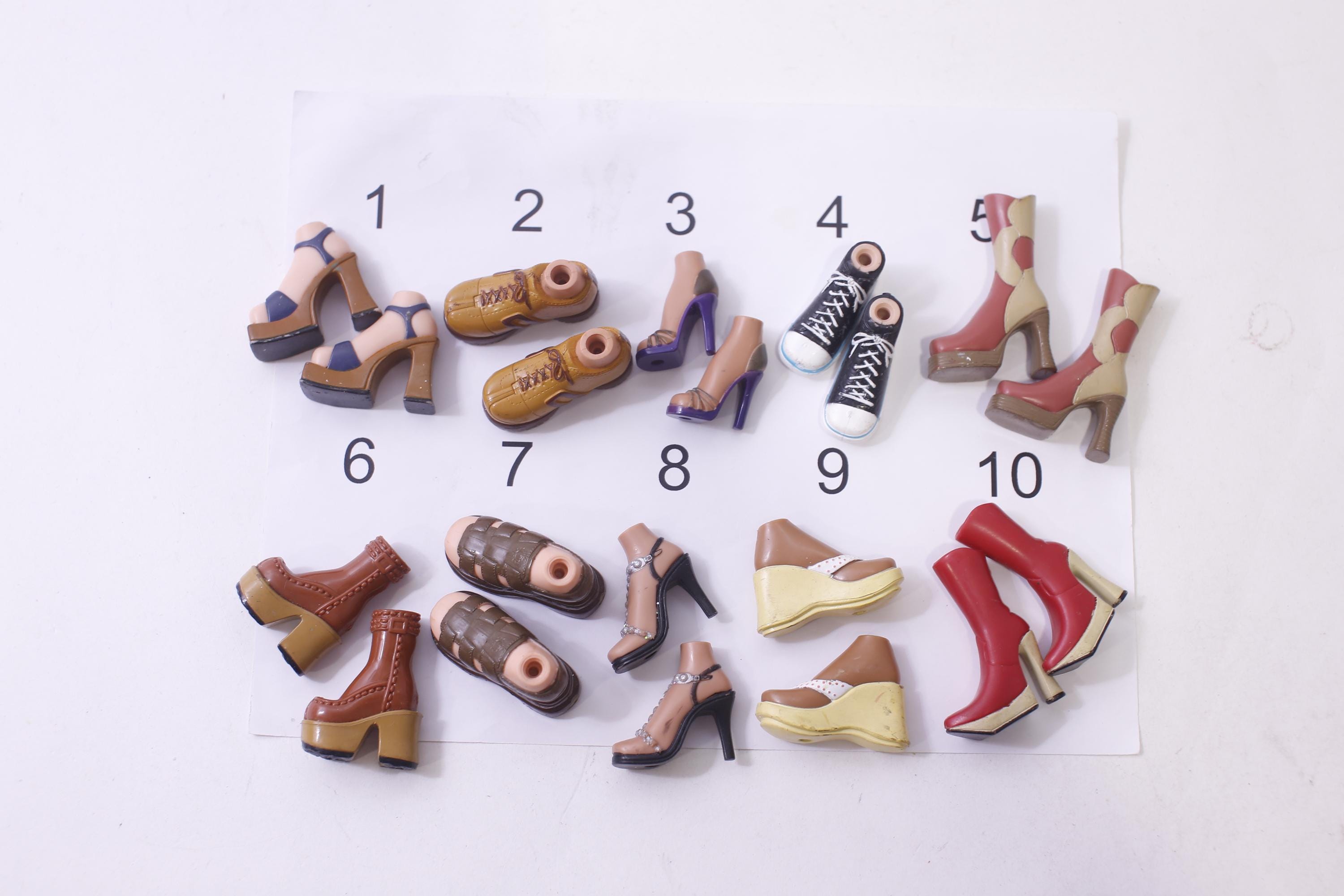 PICK YOUR OWN # 1 - Bratz Shoes Vintage, Pairs, Doll Accessory, 2003 ...