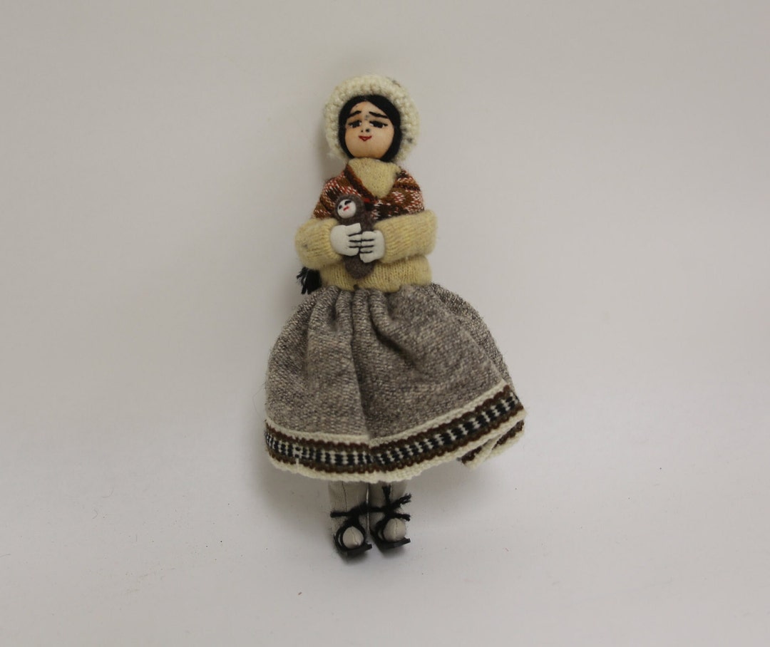 Antique Cloth Doll, Traditional Outfit, Holding A Baby, 7.5", Female ...
