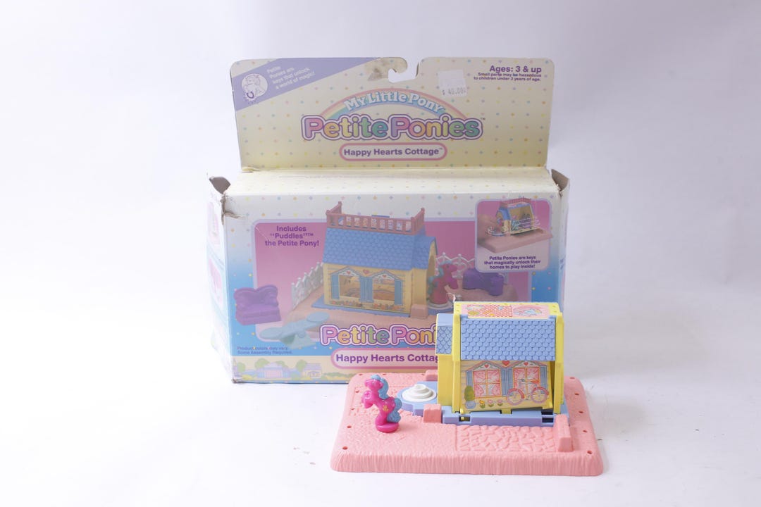 My Little Pony, Petite Ponies Happy Hearts Cottage, Toy Playset, With ...