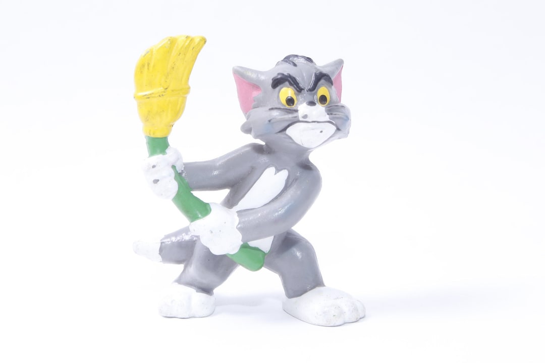 EURO Bully PVC Tom and Jerry, Tom Cat, Broom, Toy, PVC Figure, 2 1/2 ...
