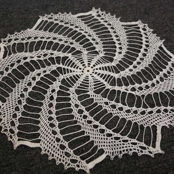 Spiral Table Runner Pattern - Etsy