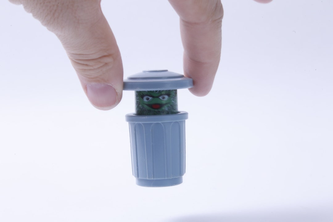 Fisher-price, Little People, Sesame Street, Oscar the Grouch, Movable ...