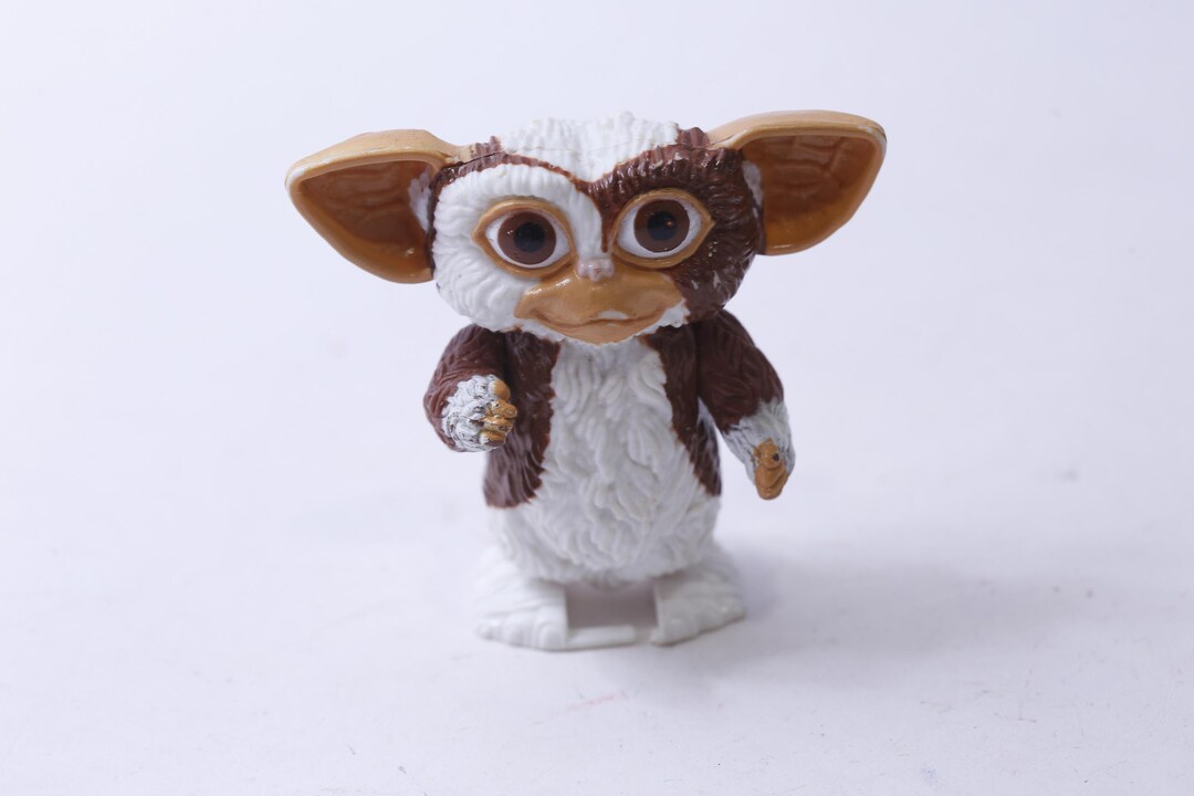 Gremlins, Gizmo, Wind up Walking Action Figure, White-brown, 3 Inches ...