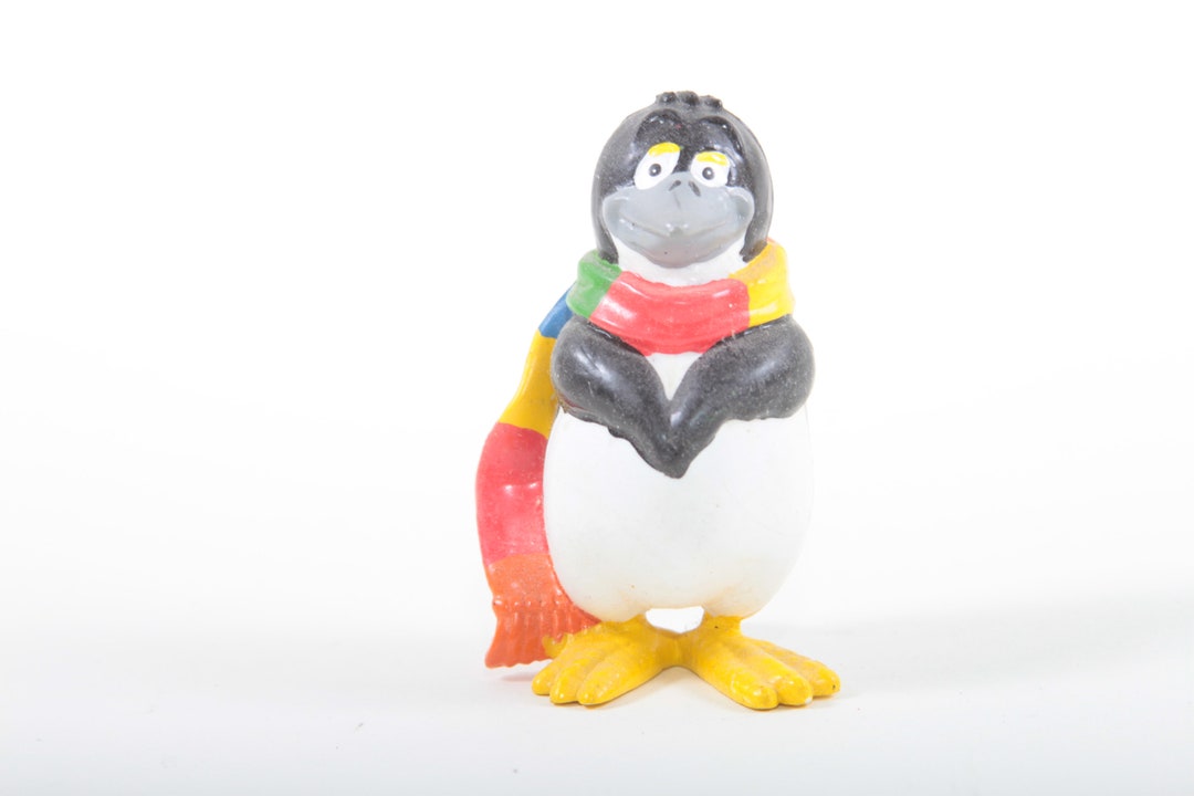 Sea World PVC Vintage Penguin Colored Scarf Smile Plastic Figures ...
