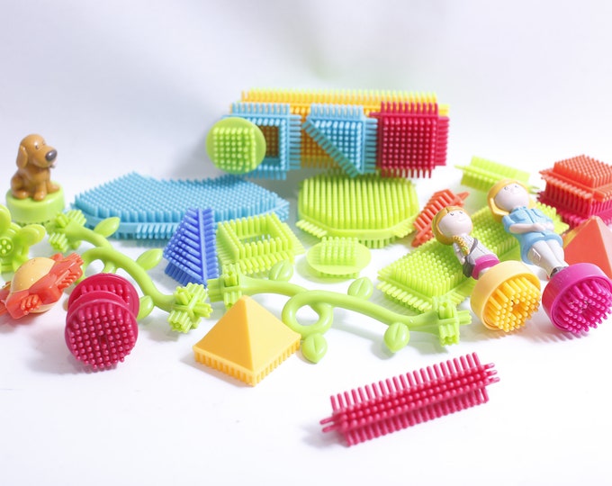 Playskool Bristle Blocks 64 Piece Set Vintage 1970's Toy Blocks Vintage ...