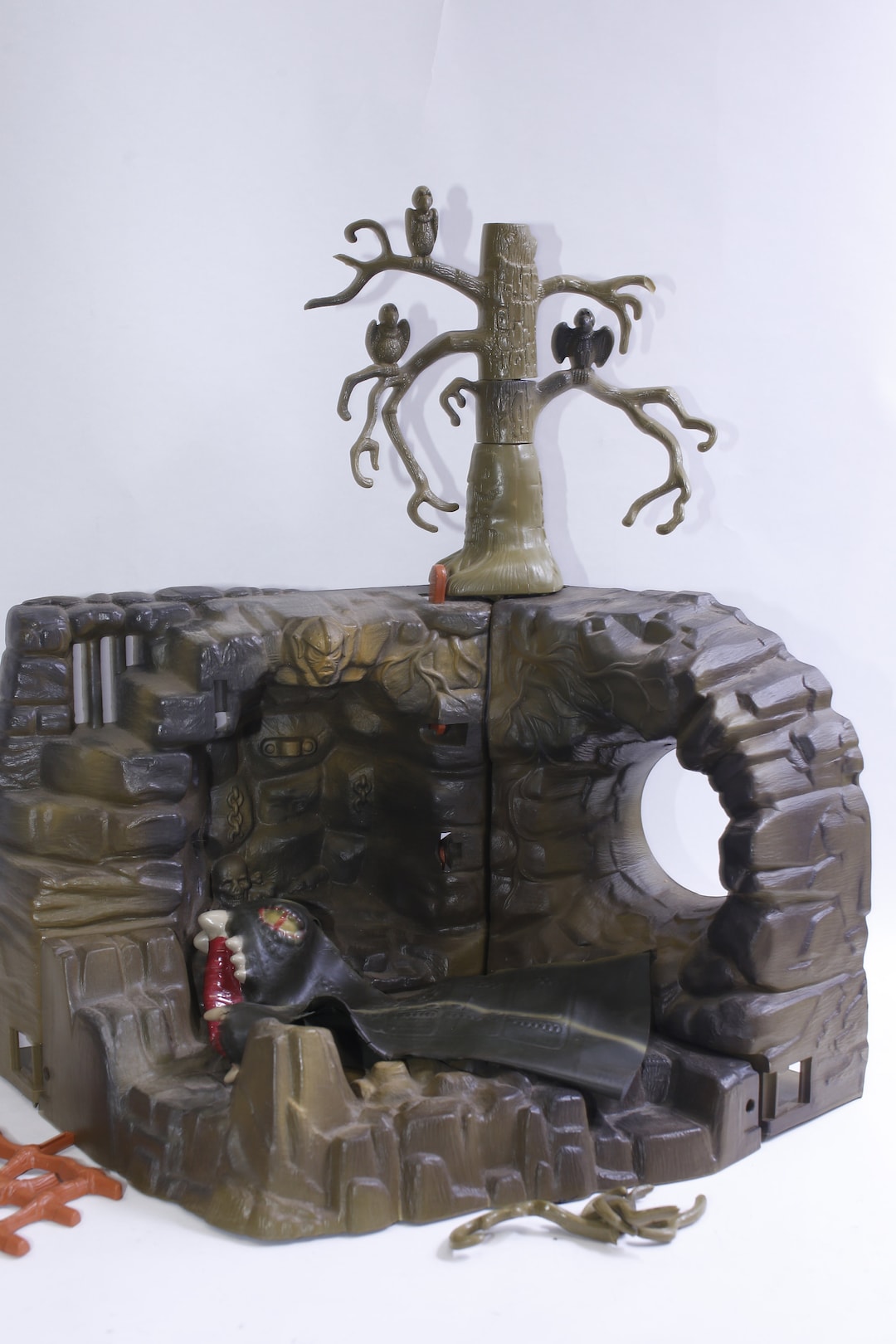 MOTU Fright Zone, Playset, Action Figures, He-man, Masters of the ...