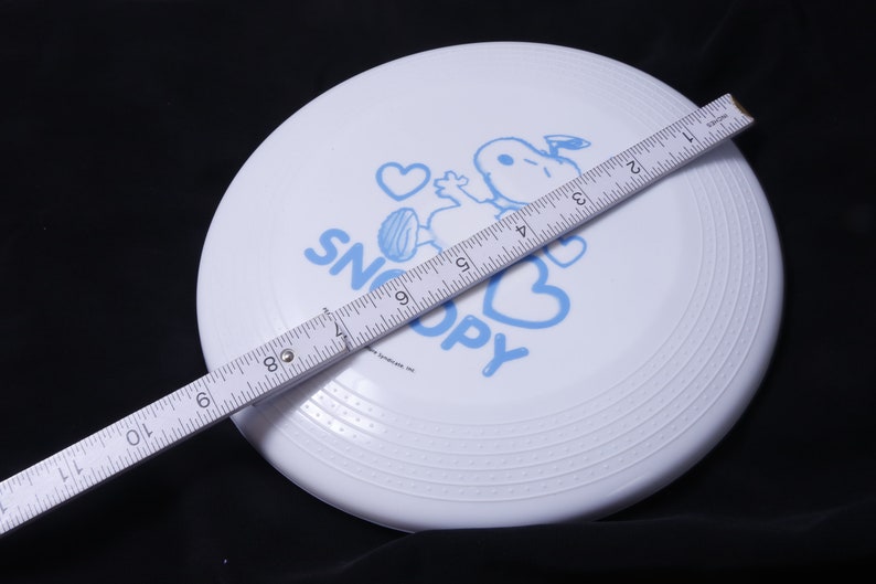 Peanuts Snoopy Frisbee White Flying Disc 9 Gliding - Etsy