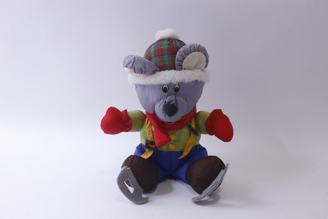 Ice Skating Mouse, Small Plush, Trendmasters, 1993, Vintage, Stuffed ...