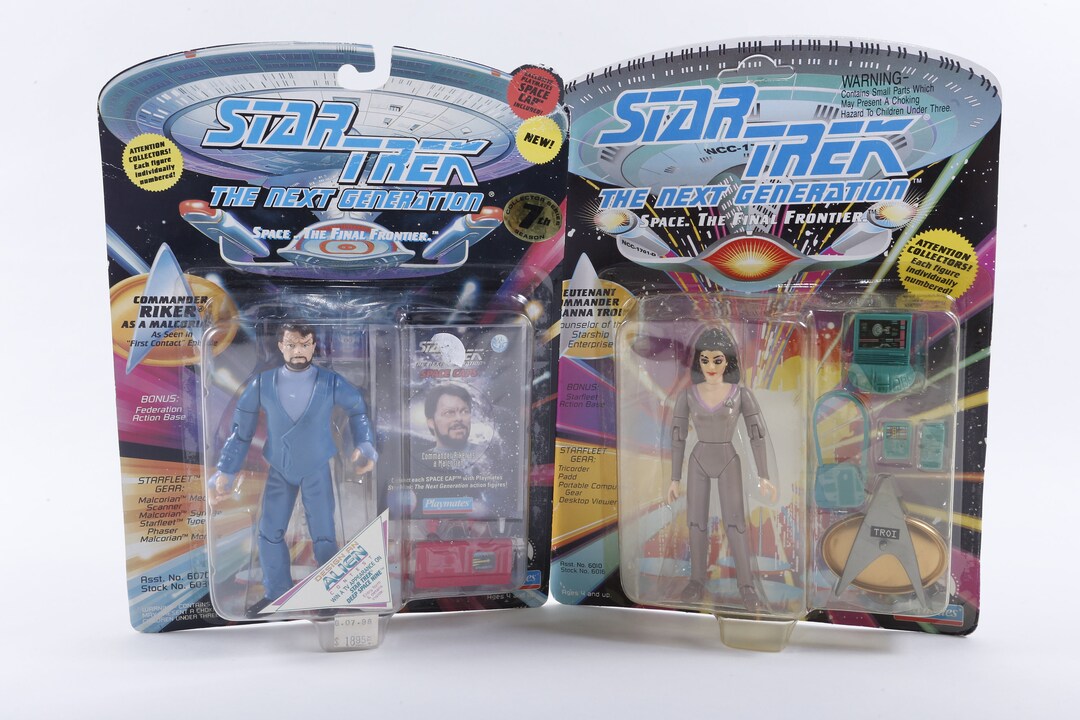 Star Trek the Next Generation Commander Riker Leutenant Commander ...