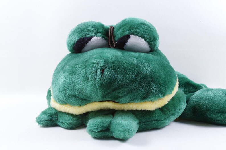 Kamar, Pajama Bag Sleepover Sample, Mouth Opens Floppy Frog, Green ...