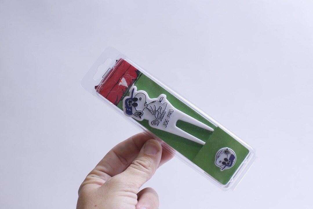 Peanuts Snoopy Golf Pivot Tool Marker Kit Golf Gifts & - Etsy