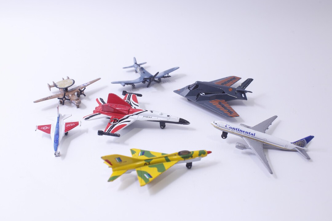 Matchbox Sky Busters, Miniature Planes, Set of 7, MIG-21, Grumman E-2 ...