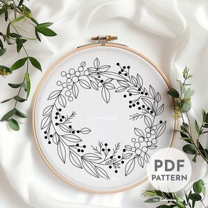 Christmas Wreath Hand Embroidery Pattern, Christmas Embroidery Pattern ...