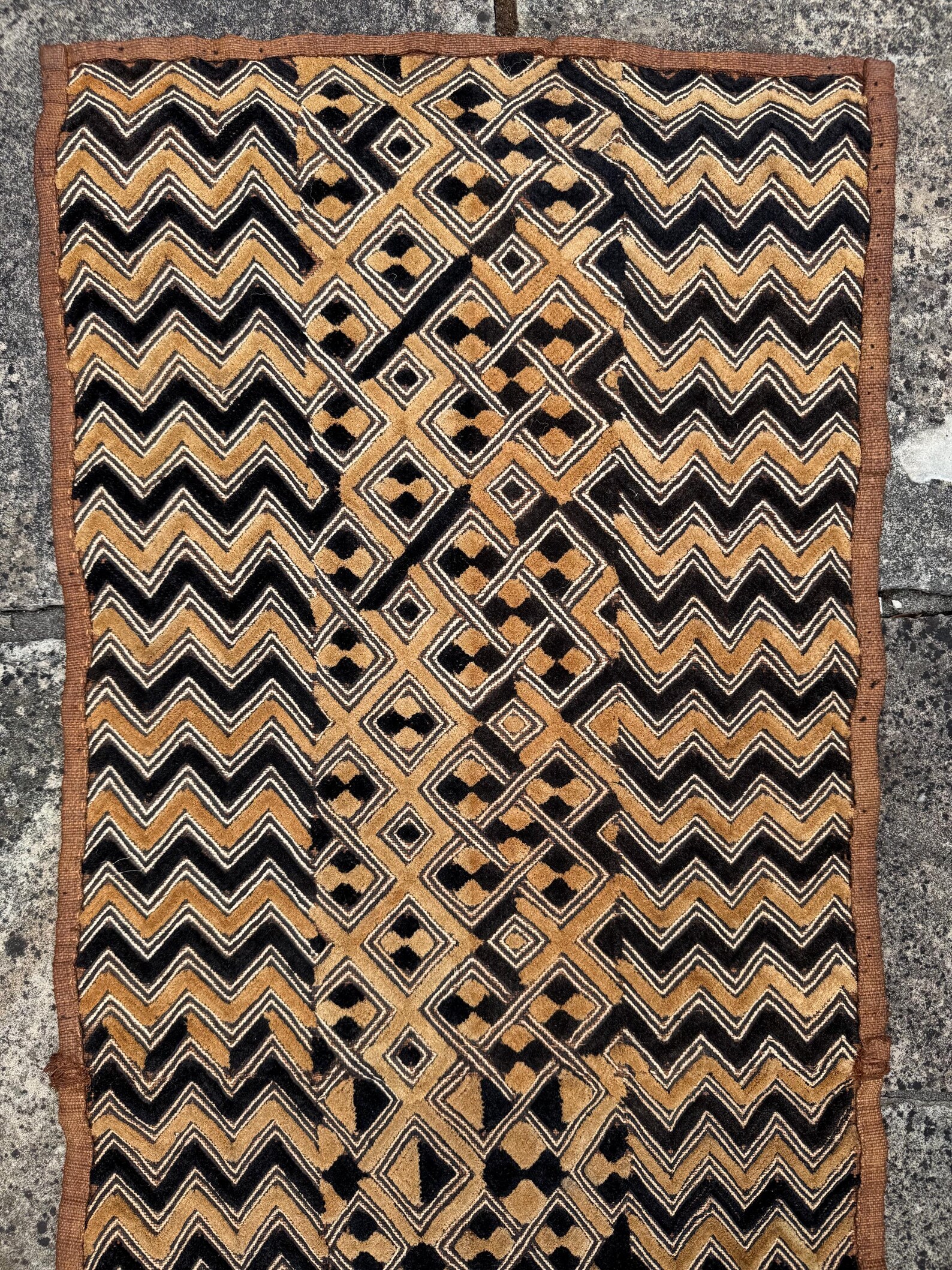 Vintage Shoowa Velvet Kuba Cloth: Hand Woven Raffia Art Tapestry Throw ...