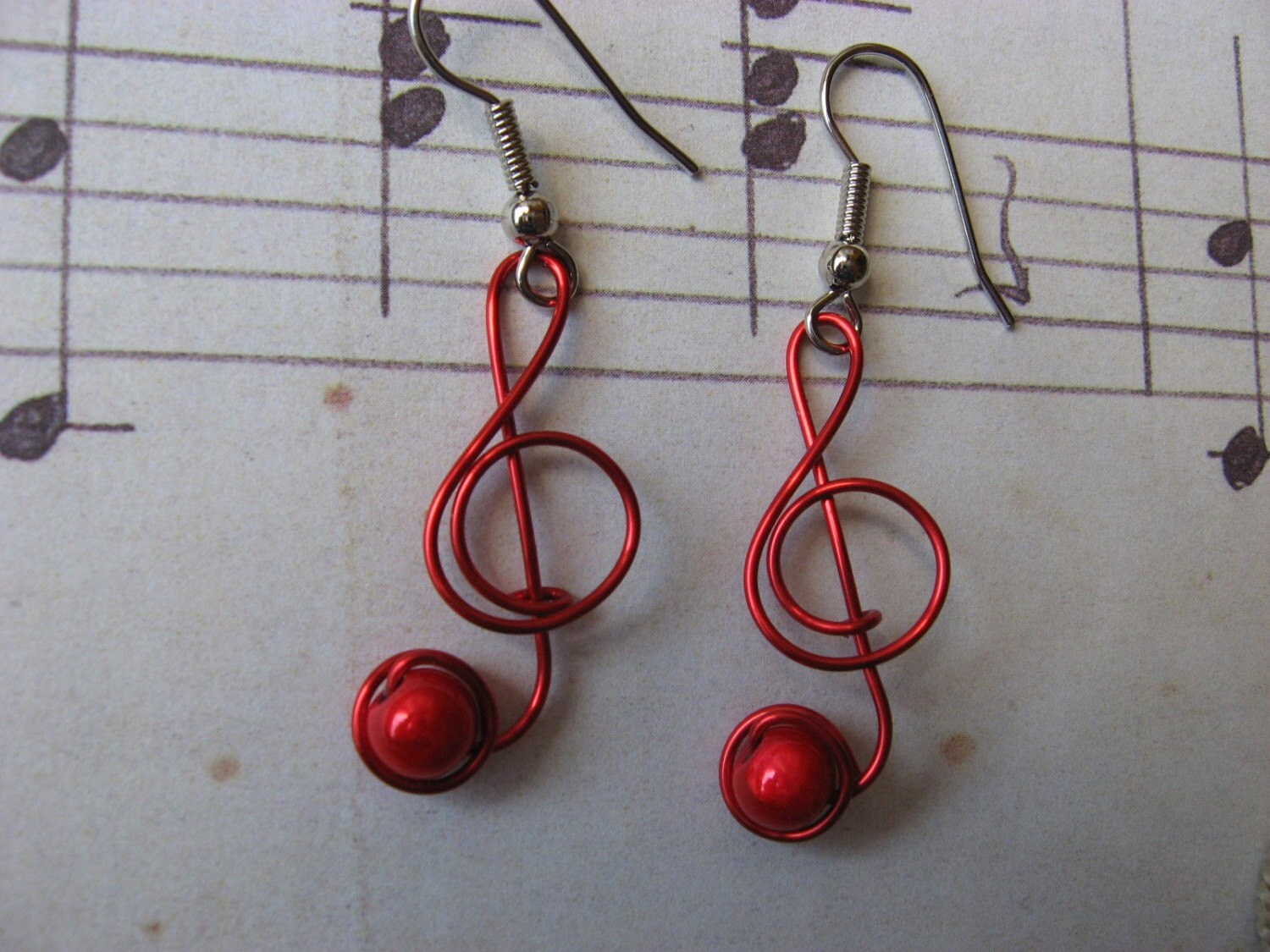 RED MUSIC NOTE earrings wire wrapped | Etsy