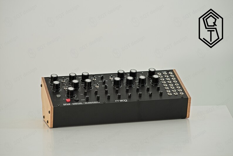 MOOG Mother-32, Subharmonicon, DFAM, Spectravox and Labyrinth ...
