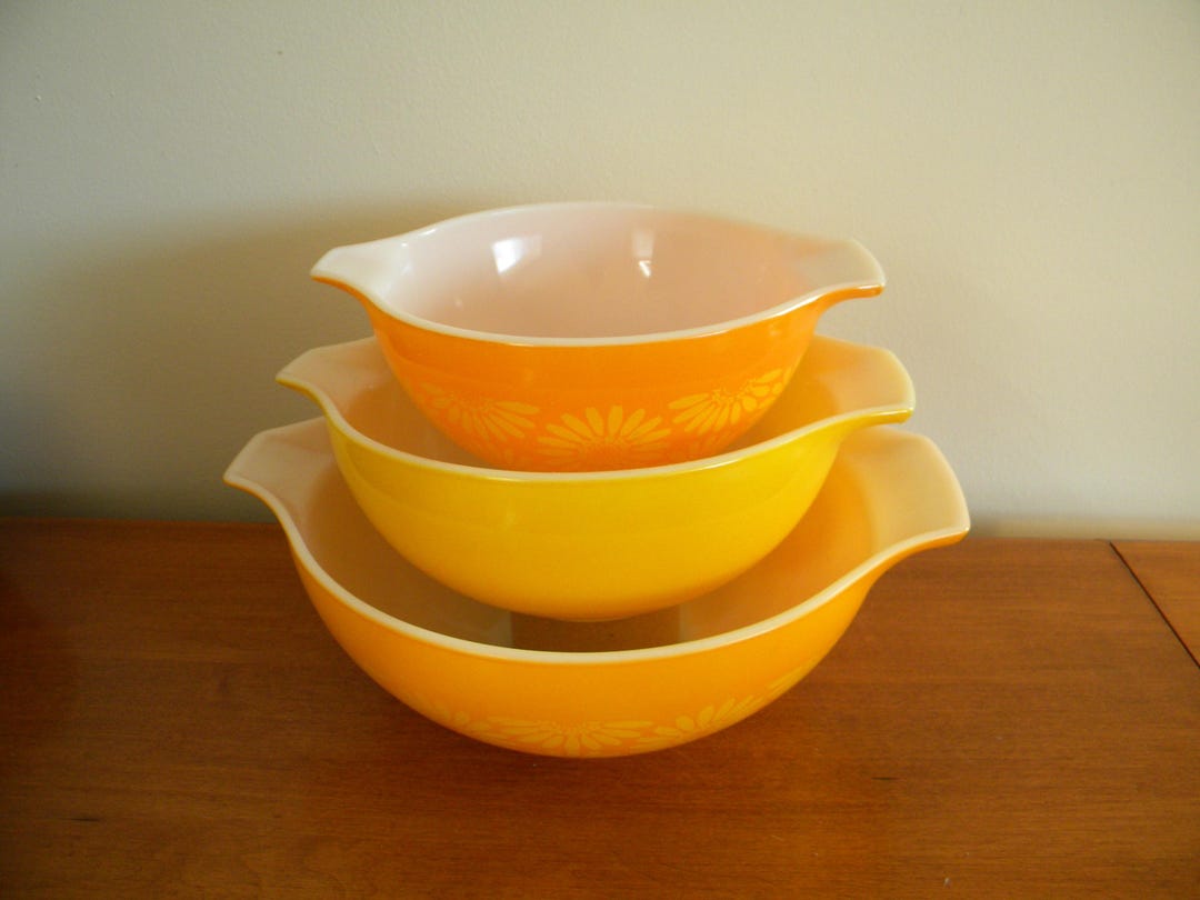 Vintage Pyrex Sunflower Daisy Cinderella Bowls 442, 443, 444 - Etsy