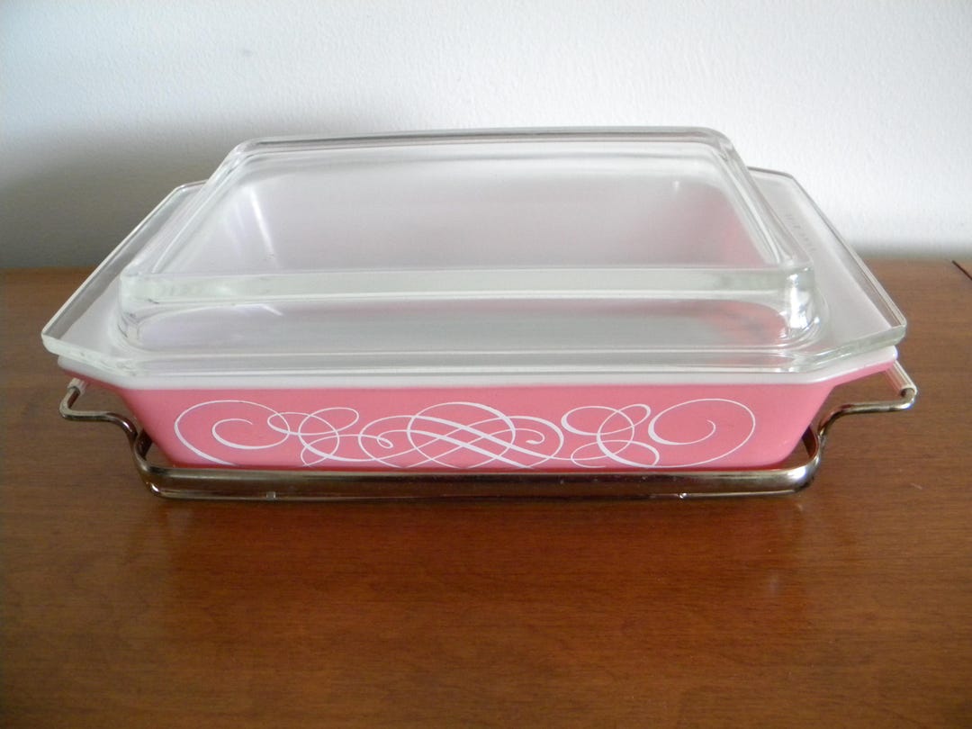 Vintage Pyrex Pink Scroll Space Saver With Lid and Cradle, 575-B ...